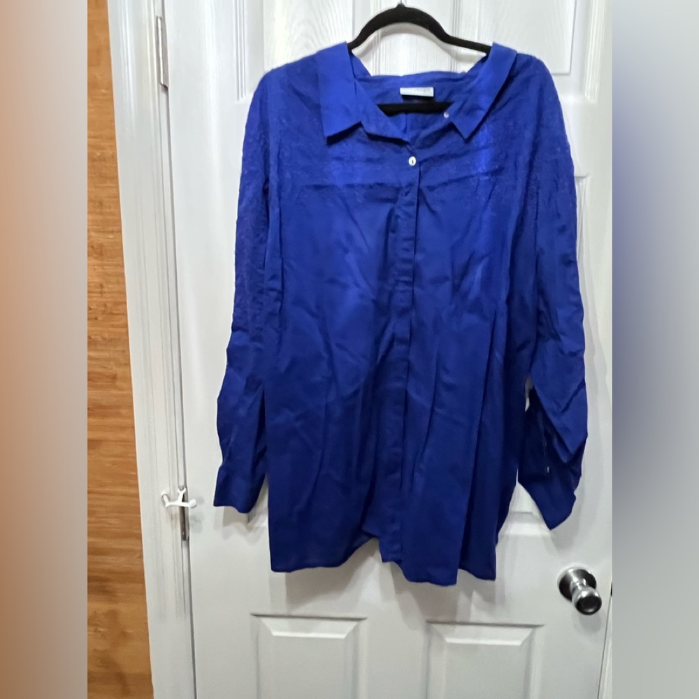 Royal Blue With Daisy Embroidered Blouse - Gem